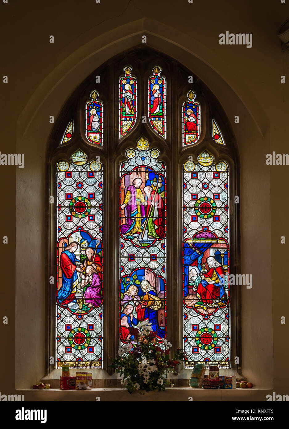 Anglican church interiors hi-res stock photography and images - Alamy
