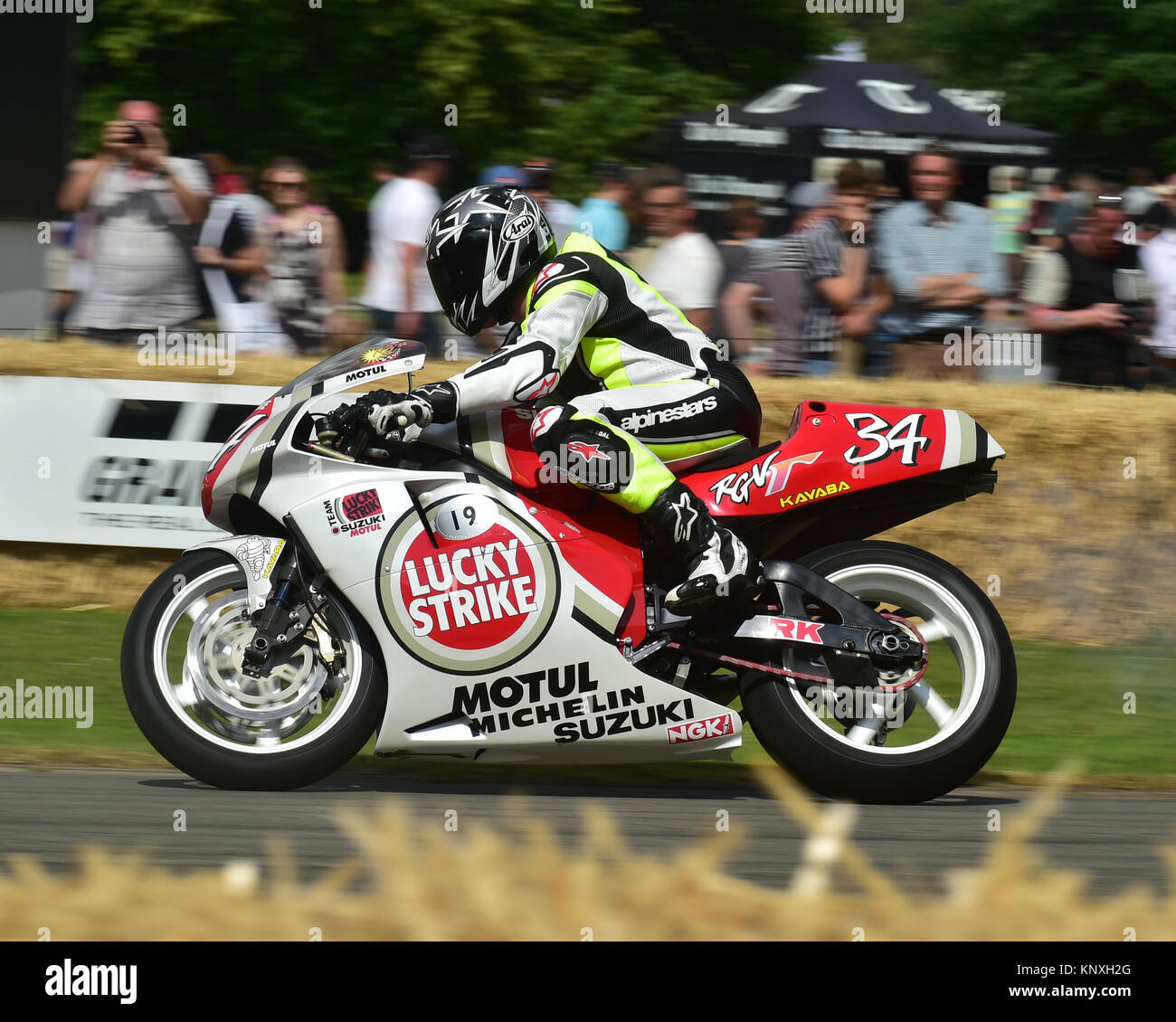 Tom Castle, Suzuki RGV500 XR85, Goodwood FoS 2015, 2015, Classic ...
