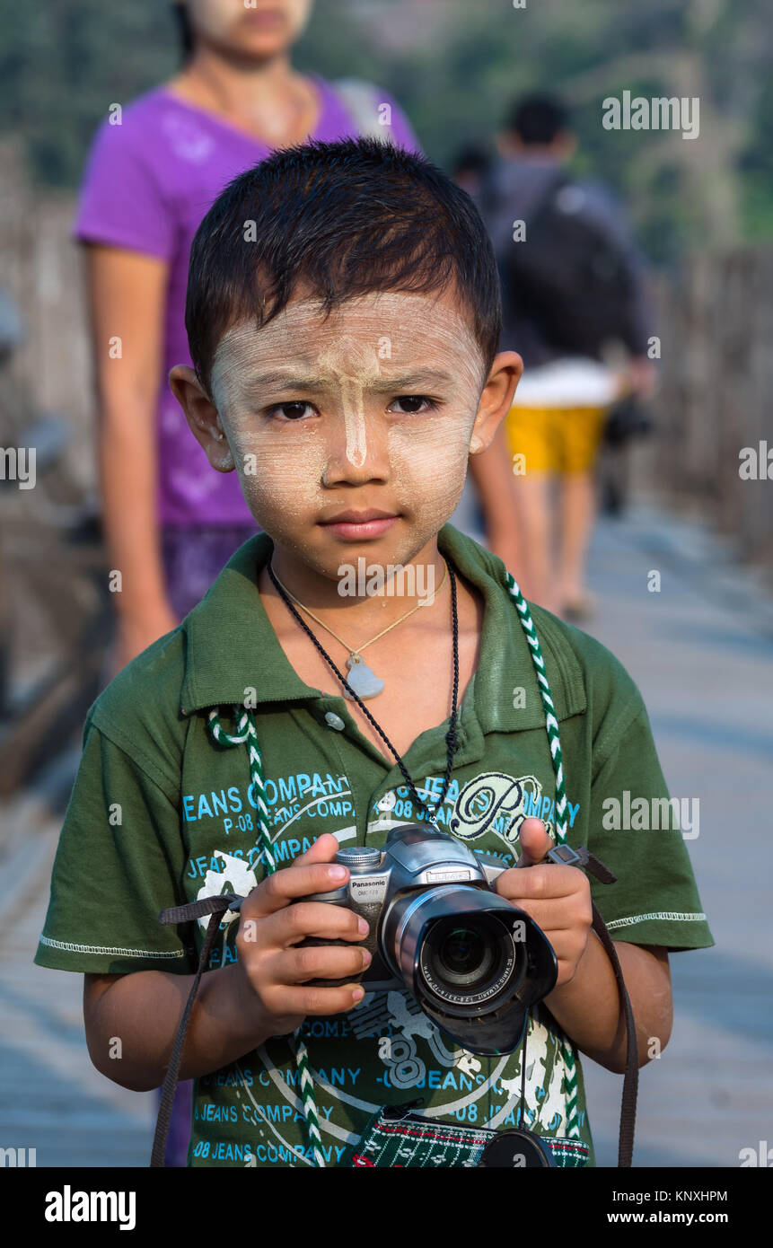 Burmese boy with thanaka paste hi-res stock photography and images - Alamy