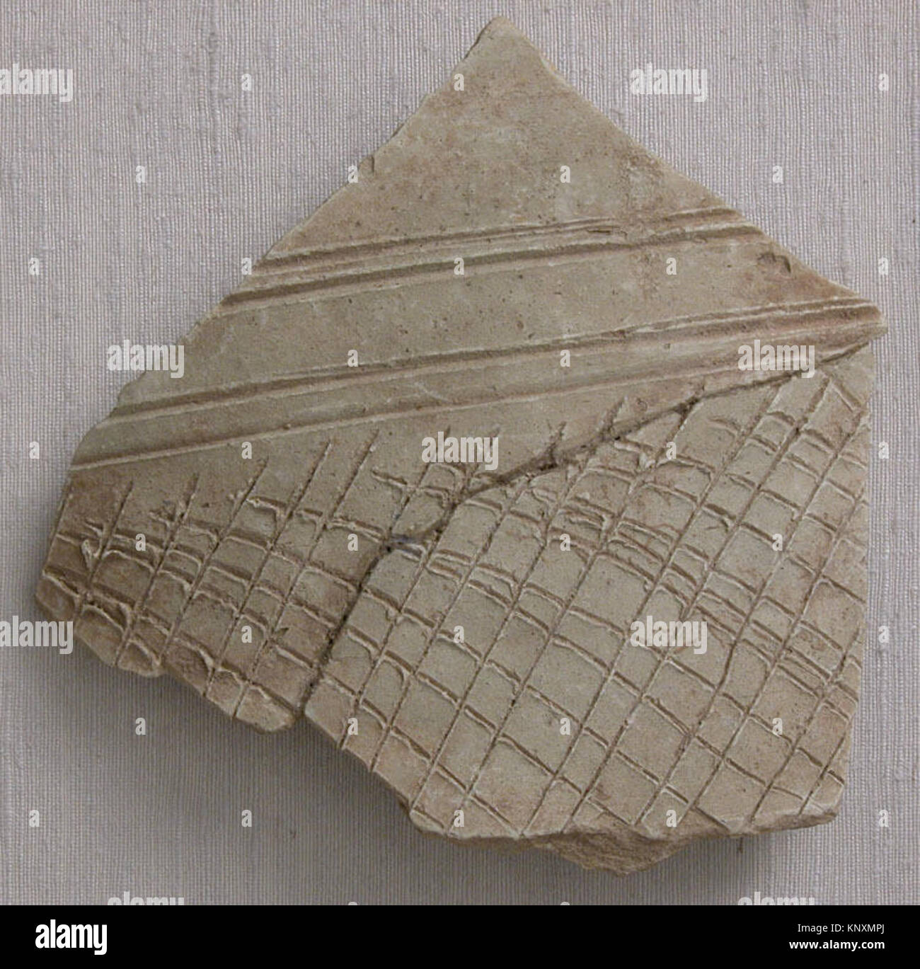 Fragment MET sf32-150-429a 448870 Stock Photo - Alamy