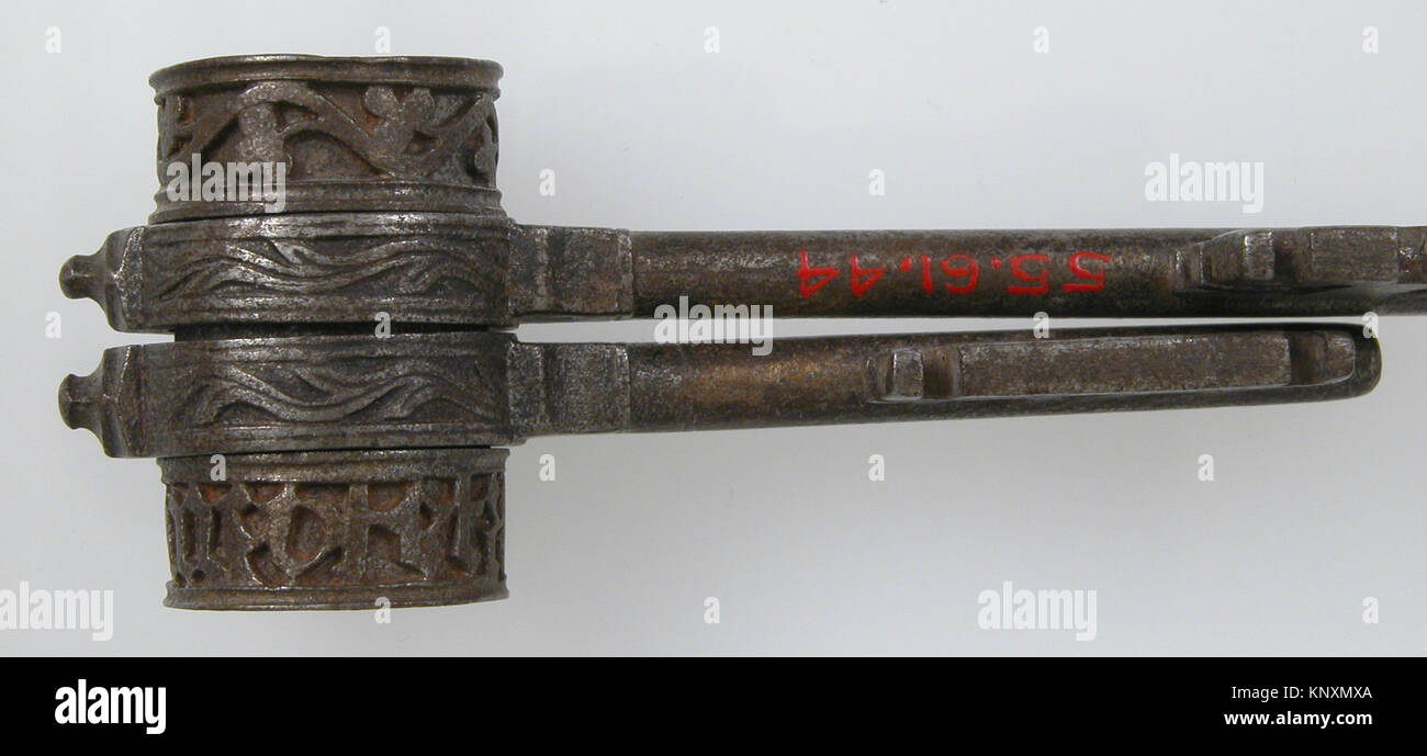 Double Key MET sf55-61-44s4 468496 Stock Photo - Alamy