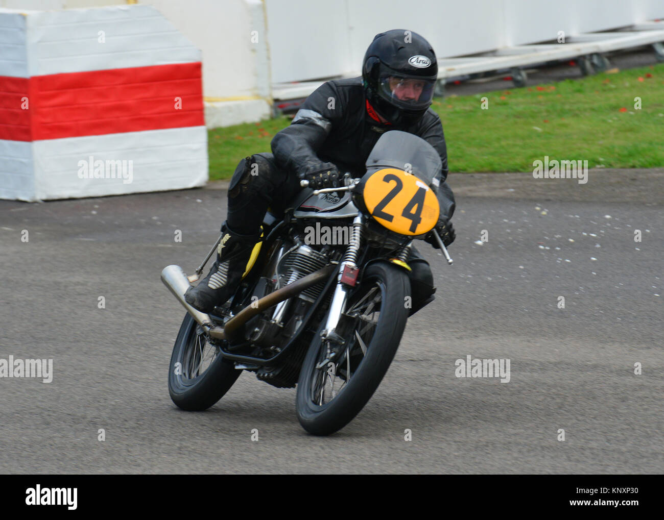 James Haydon, Patrick Walker, Norton Manx 500 Goodwood Revival 2013 ...