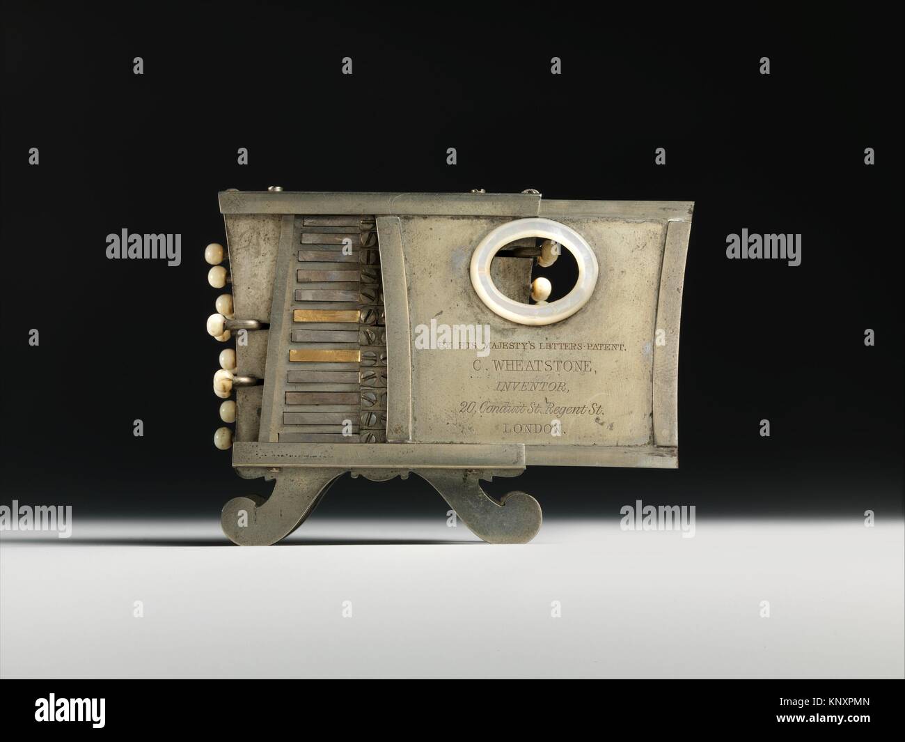 Wheatstone bridge hi-res stock photography and images - Alamy