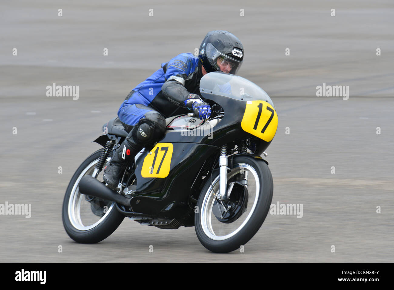 Stuart Tonge, Adam Child, Norton Manx 500. Goodwood Revival 2013, Barry ...