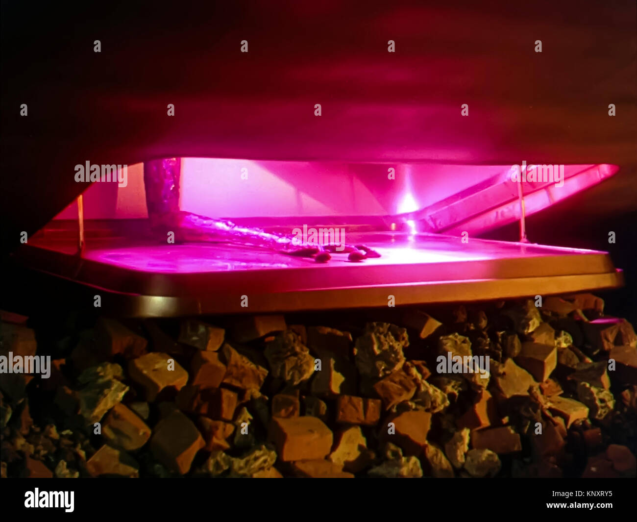 The spaceship hatch opens to reveal the arm of a Martian from The War ...