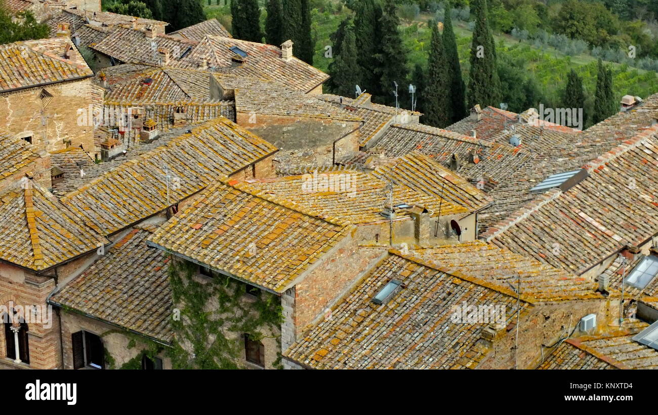 Old Italian Roof Tiles High Resolution Stock Photography and Images - Alamy