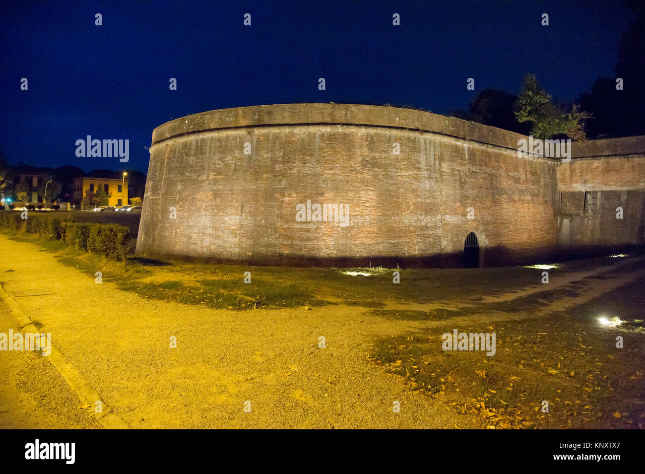 Intact Renaissance-era city walls in Lucca, Tuscany, Italy. 31 August ...