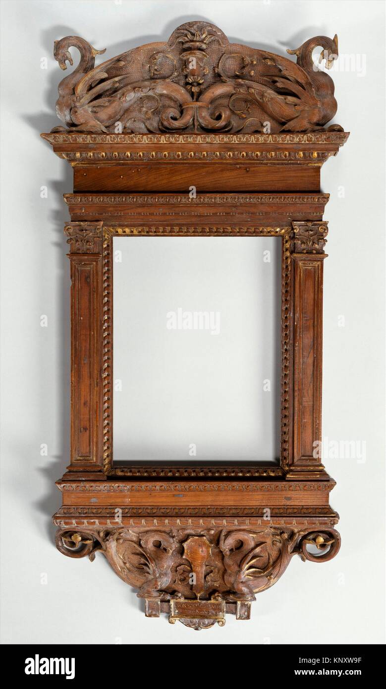 Tabernacle mirror frame hi-res stock photography and images - Alamy