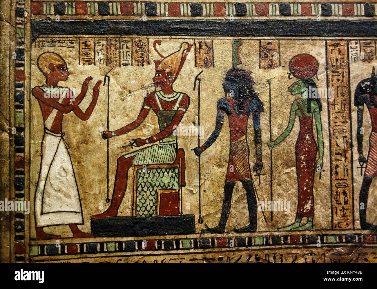 Egyptian art louvre museum paris hi-res stock photography and images ...