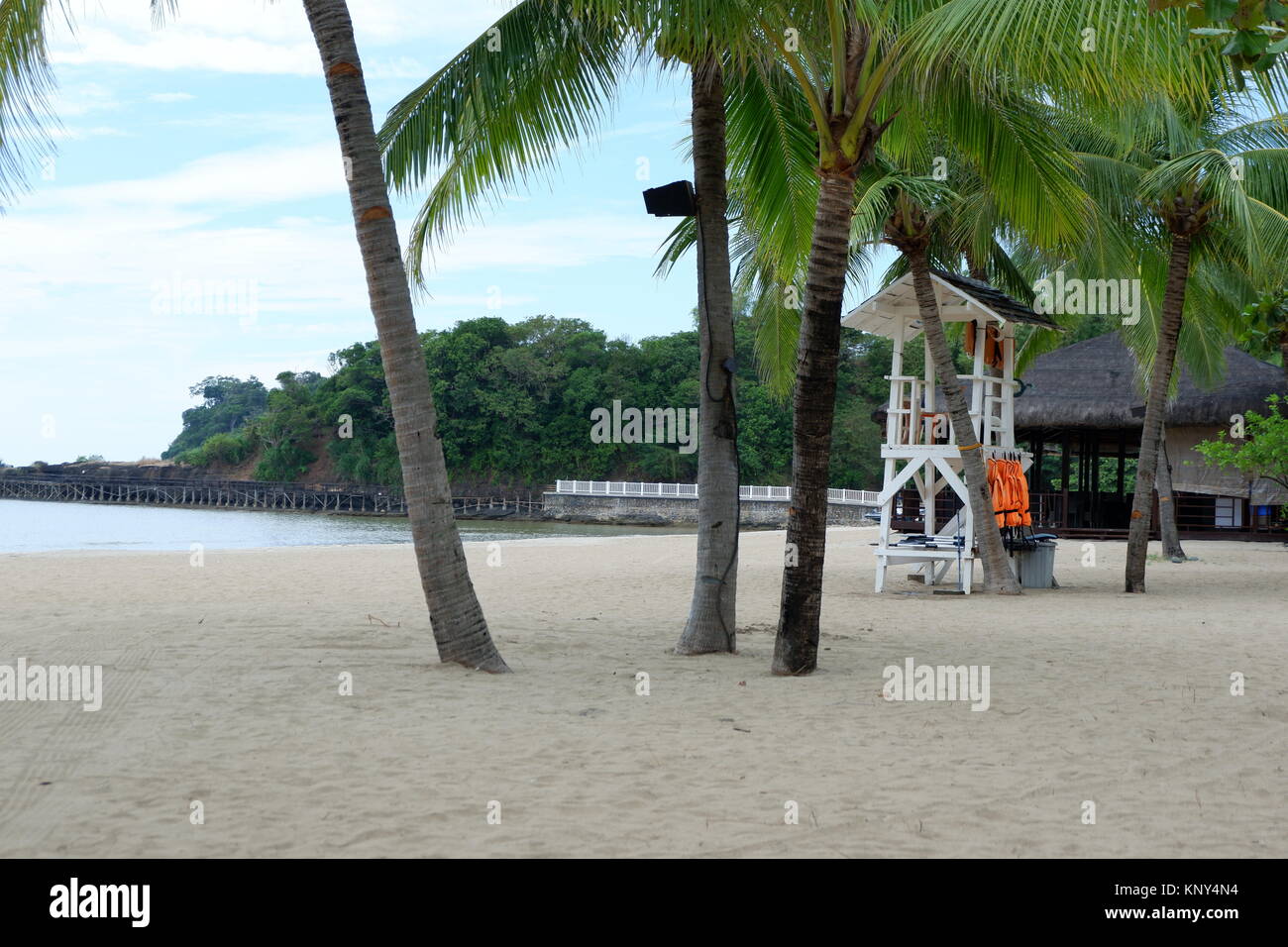White beach front hi-res stock photography and images - Alamy