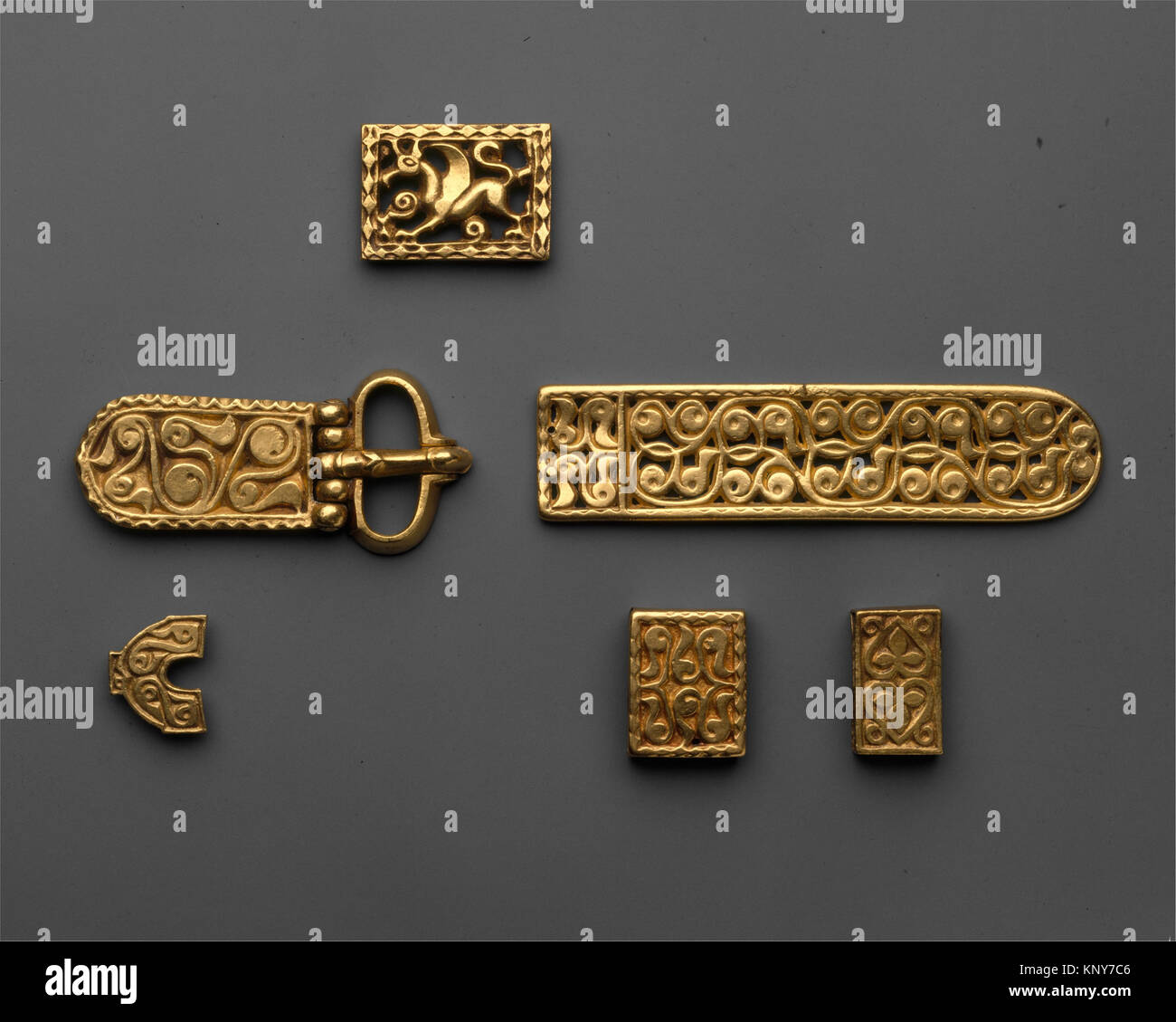 Gold Belt End MET DT205054 464108 Avar, Gold Belt-Hole Guard, 700s ...