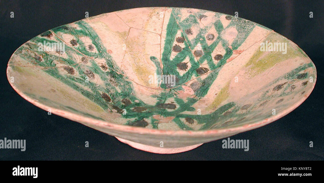 Bowl MET wb-38.40.144e 449355 Stock Photo - Alamy