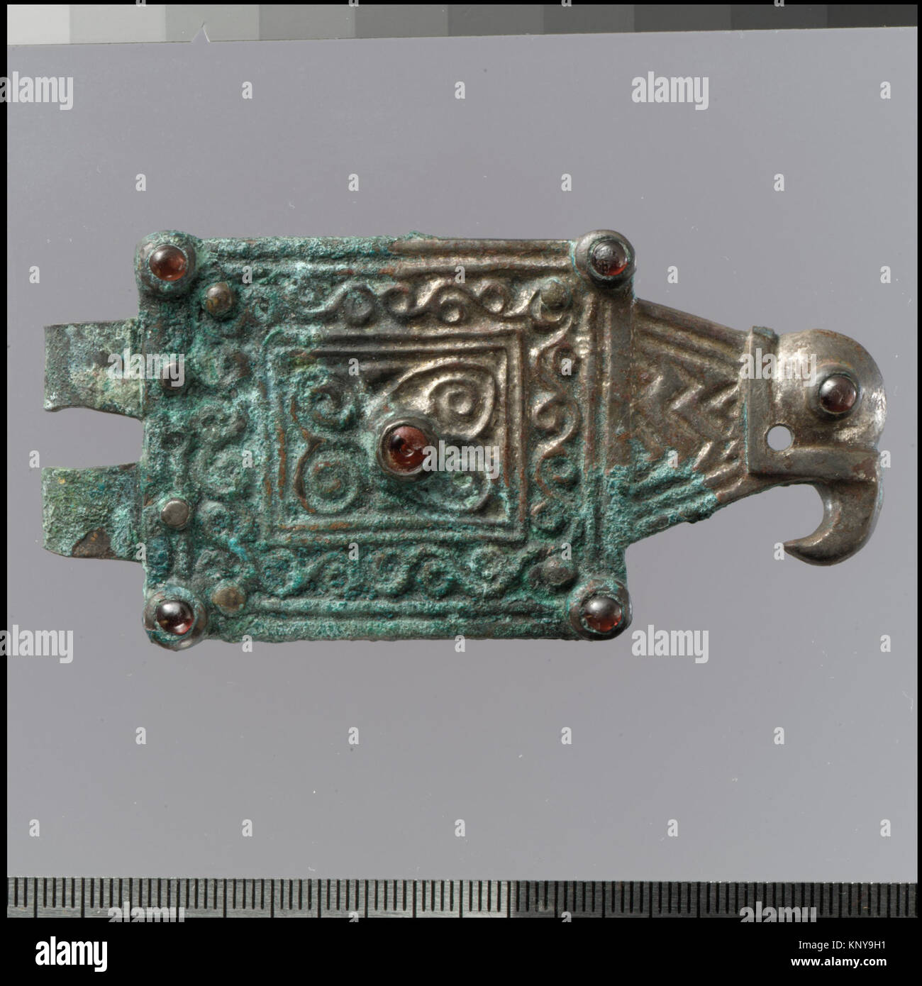 A 6th-7th century Ostrogothic belt buckle plate from the Black Sea ...