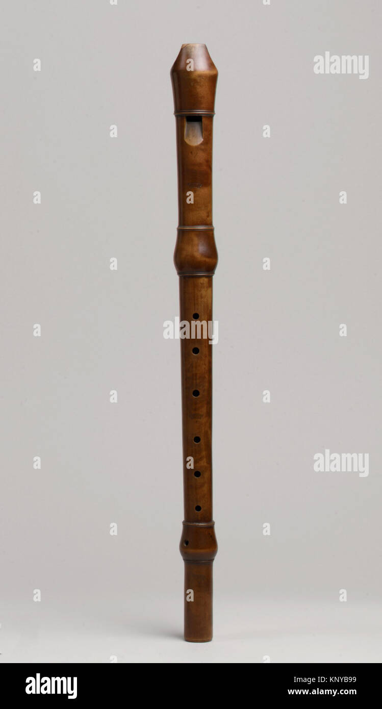 Alto recorder hi-res stock photography and images - Alamy
