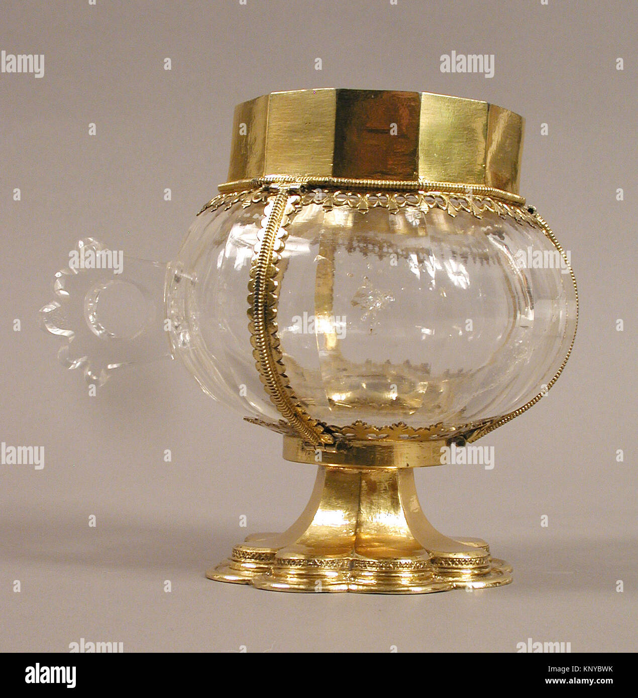 Silver gilt mounts hi-res stock photography and images - Alamy