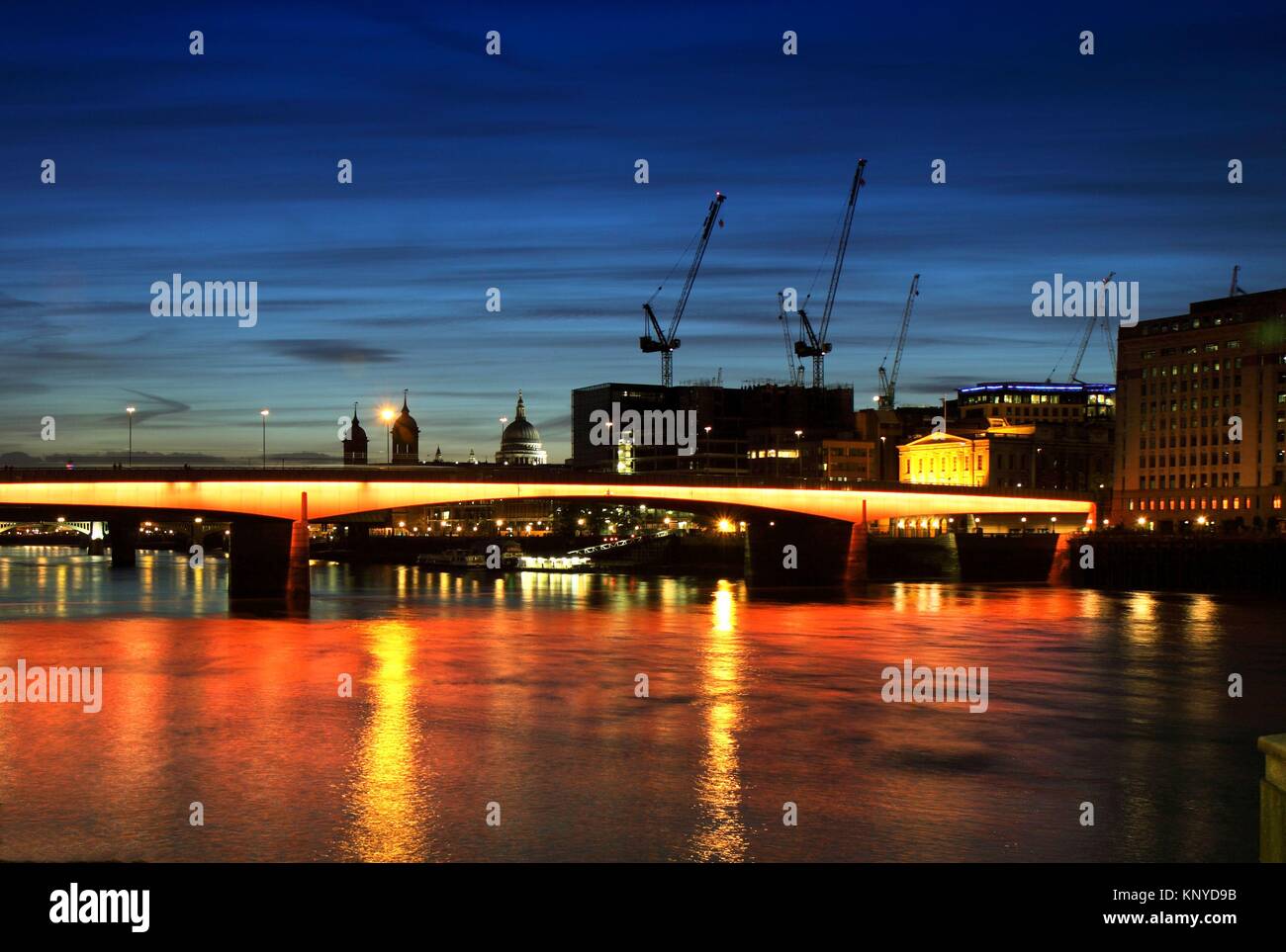 Night view of river Thames in London Stock Photo - Alamy