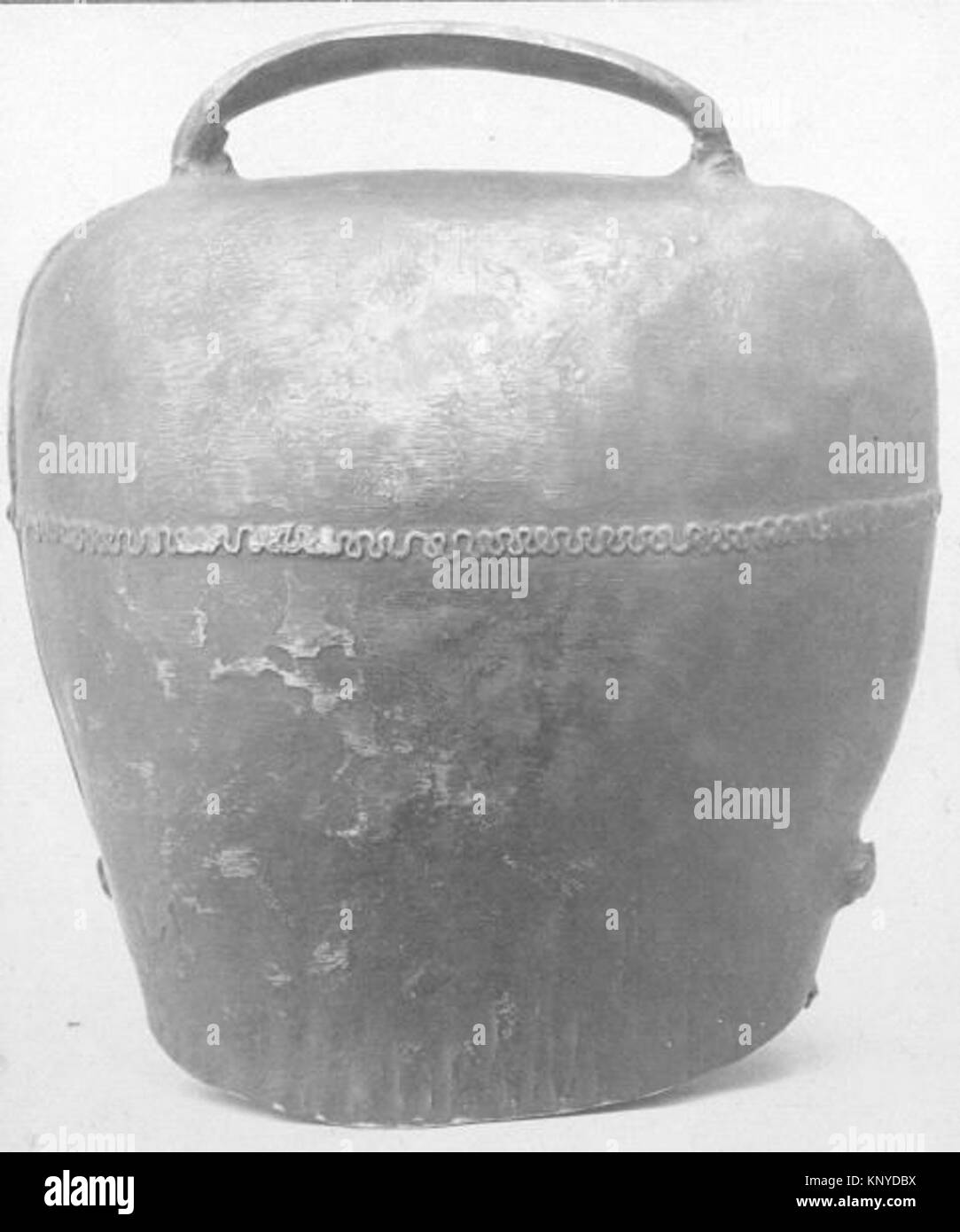 Cattle Bell MET MUS1517LSA 504972 Stock Photo - Alamy