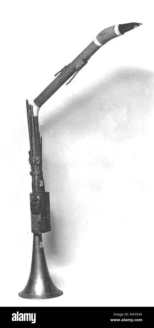 Basset horn hi-res stock photography and images - Alamy