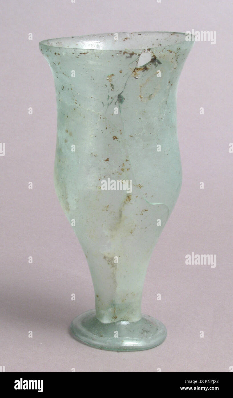 Illustration of a Roman footed glass beaker from the 4th–5th century ...