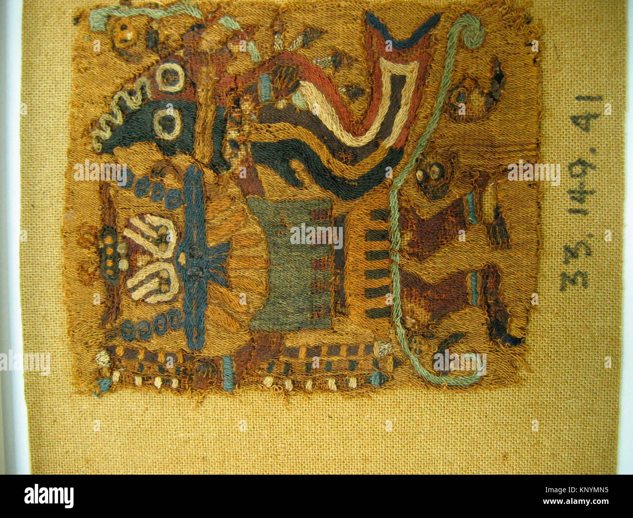 Paracas textile hi-res stock photography and images - Alamy
