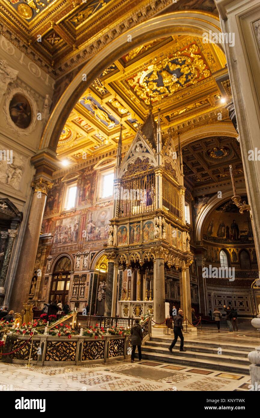 Rome giovanni in laterano basilica hi-res stock photography and images ...
