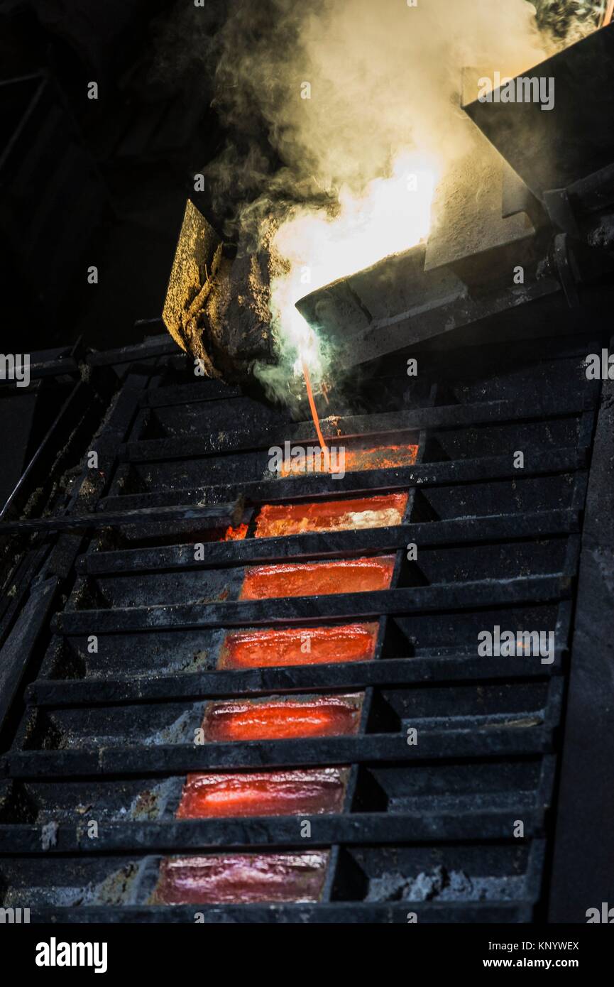 Metal smelter hi-res stock photography and images - Alamy