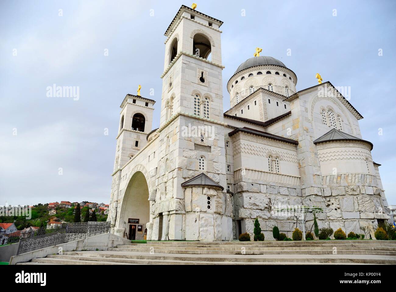 Portic Of Settlement High Resolution Stock Photography and Images - Alamy
