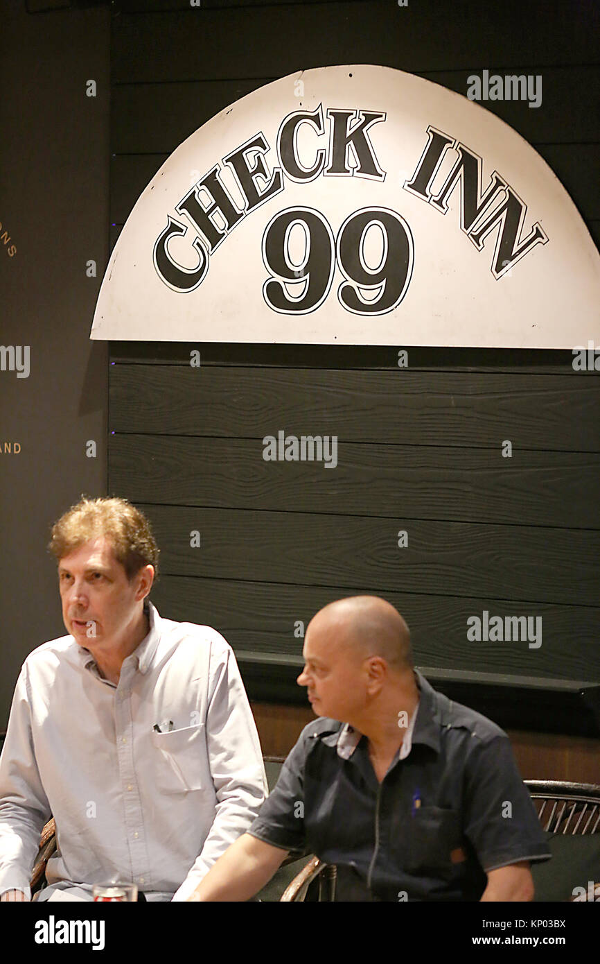 Artist Peter Klashorst attended a showing of his own filmed interview ...