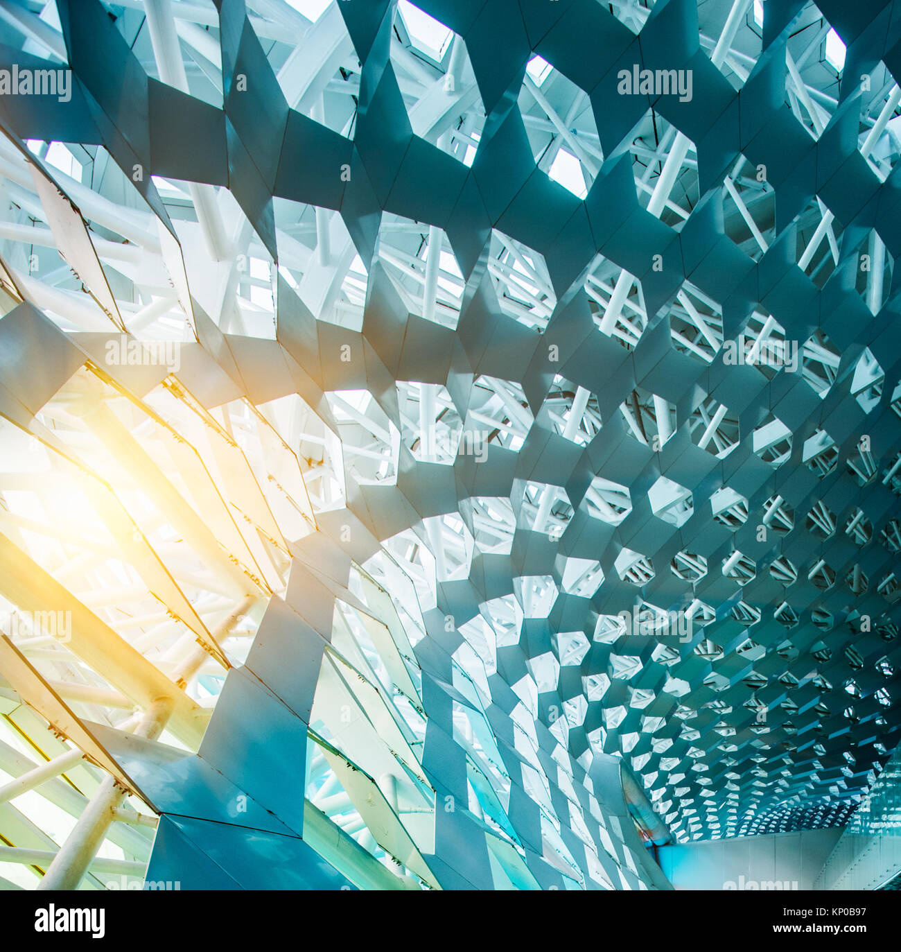 Patterned glass facade hi-res stock photography and images - Alamy