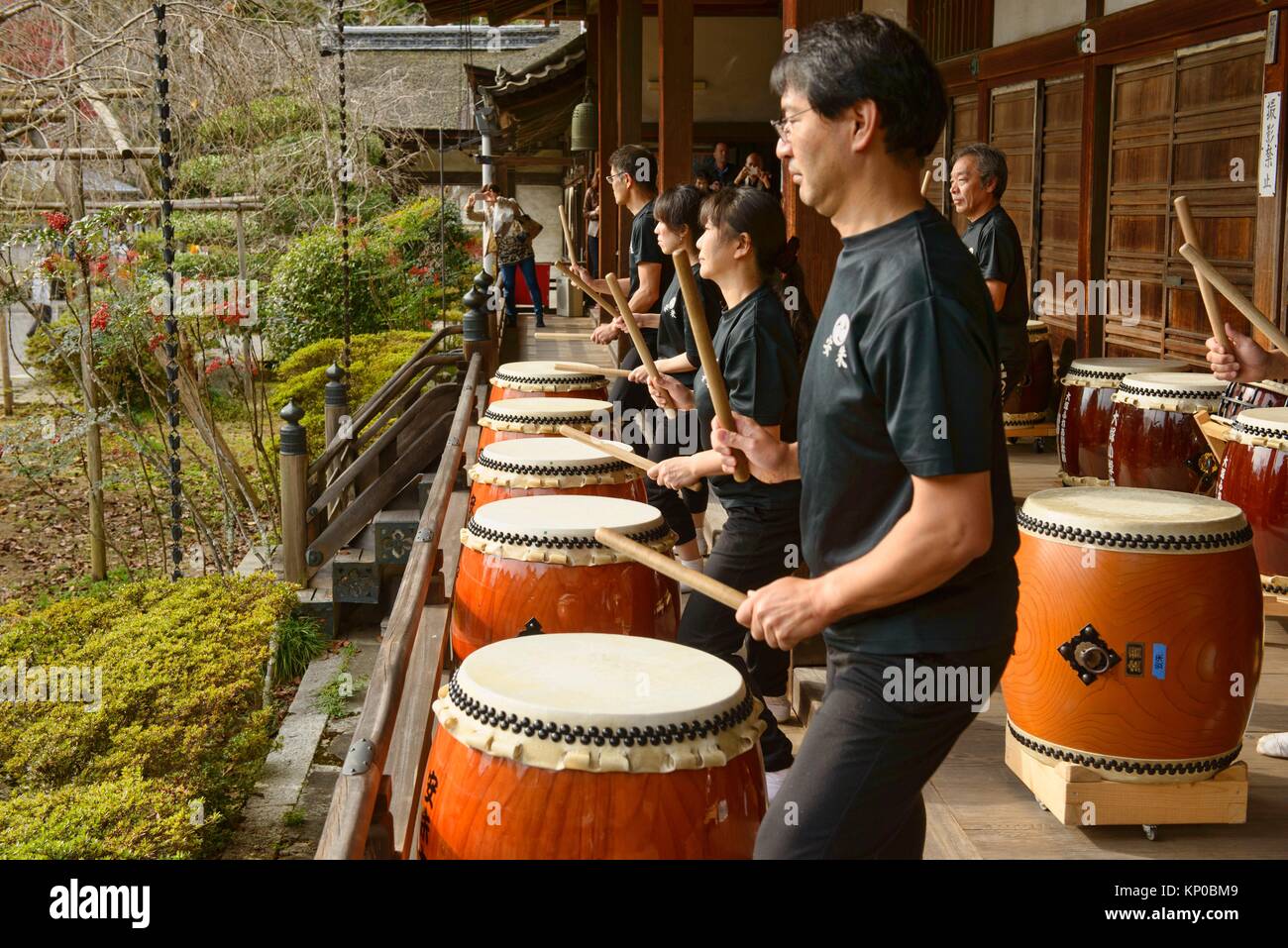 Drummers japan hi-res stock photography and images - Alamy