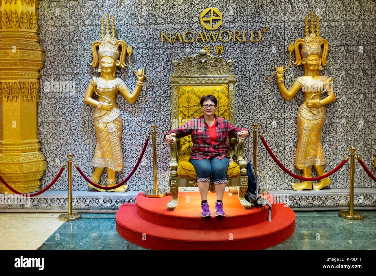 Naga world phnom penh hi-res stock photography and images - Alamy