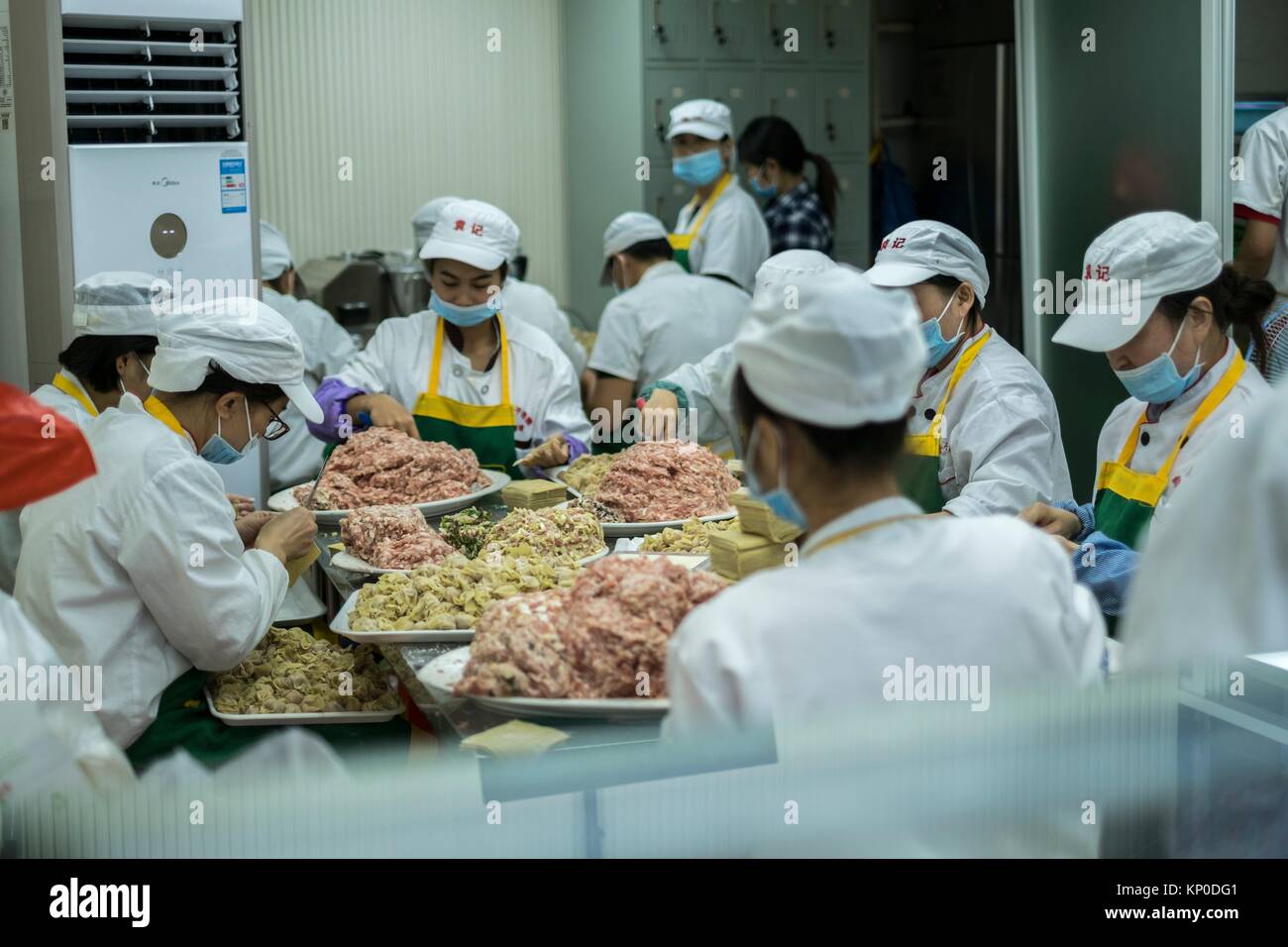 Dumplings making in Guangzhou, China Stock Photo - Alamy