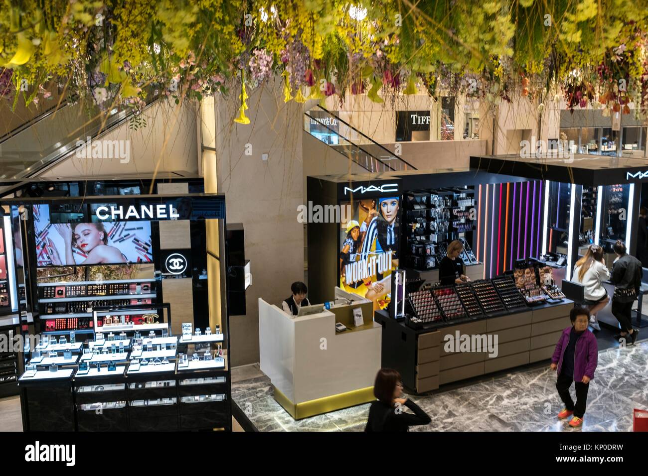 South korea interior mall hi-res stock photography and images - Alamy