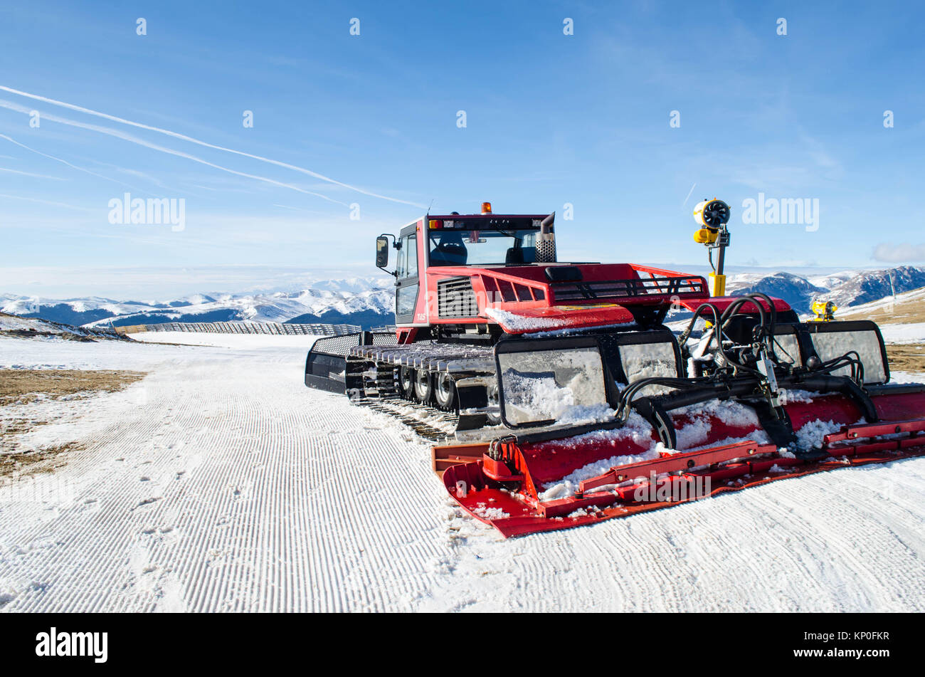 big snow machine Stock Photo - Alamy