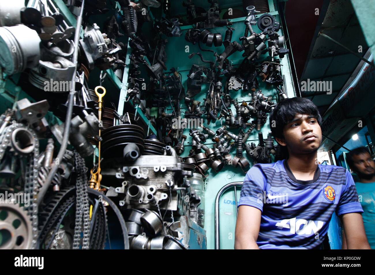 Young scrap hi-res stock photography and images - Alamy