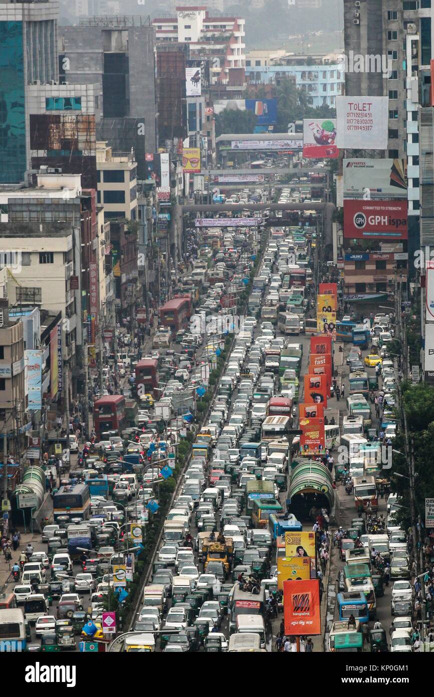 Major traffic jam hi-res stock photography and images - Alamy