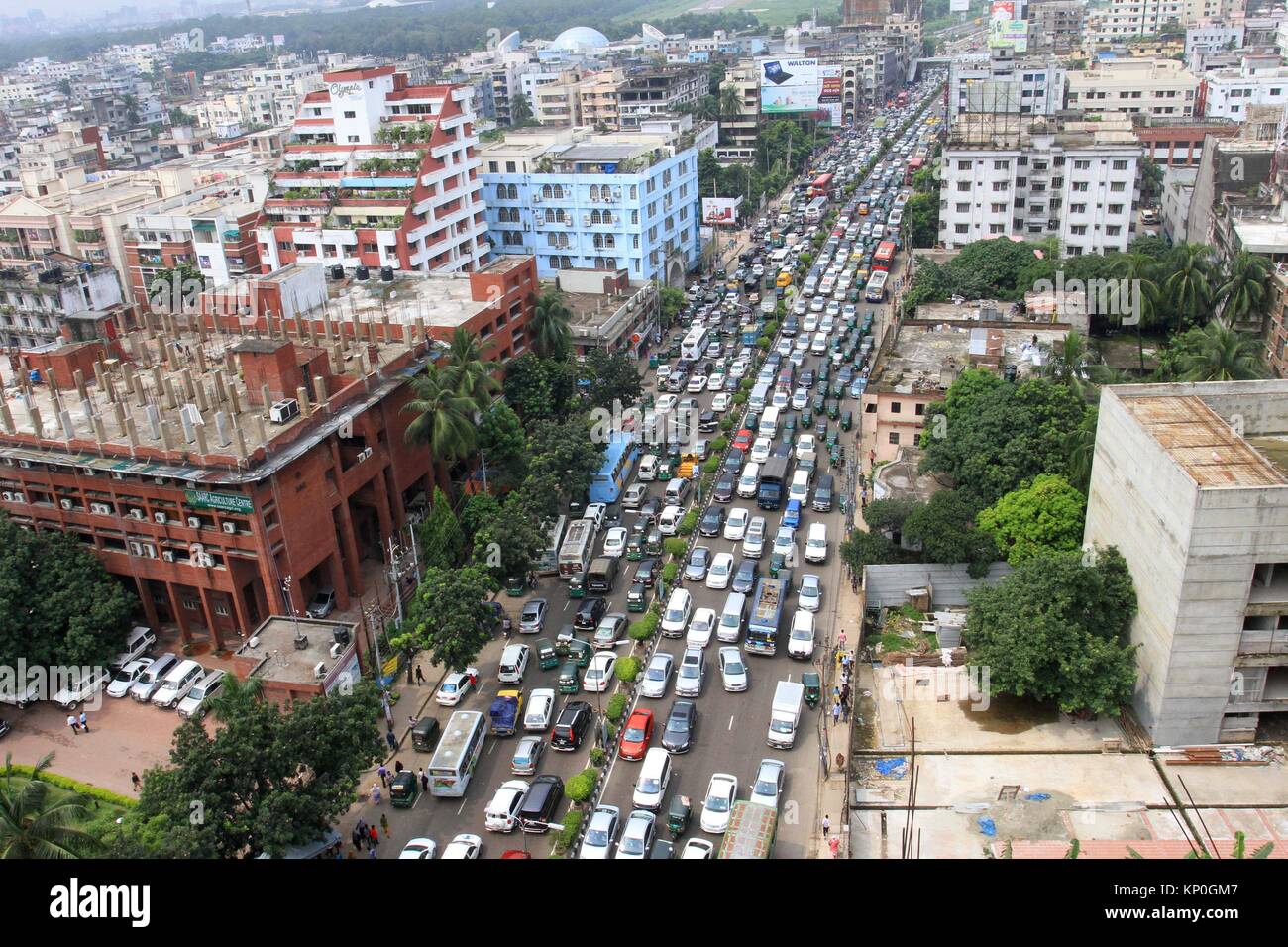 Major traffic jam hi-res stock photography and images - Alamy