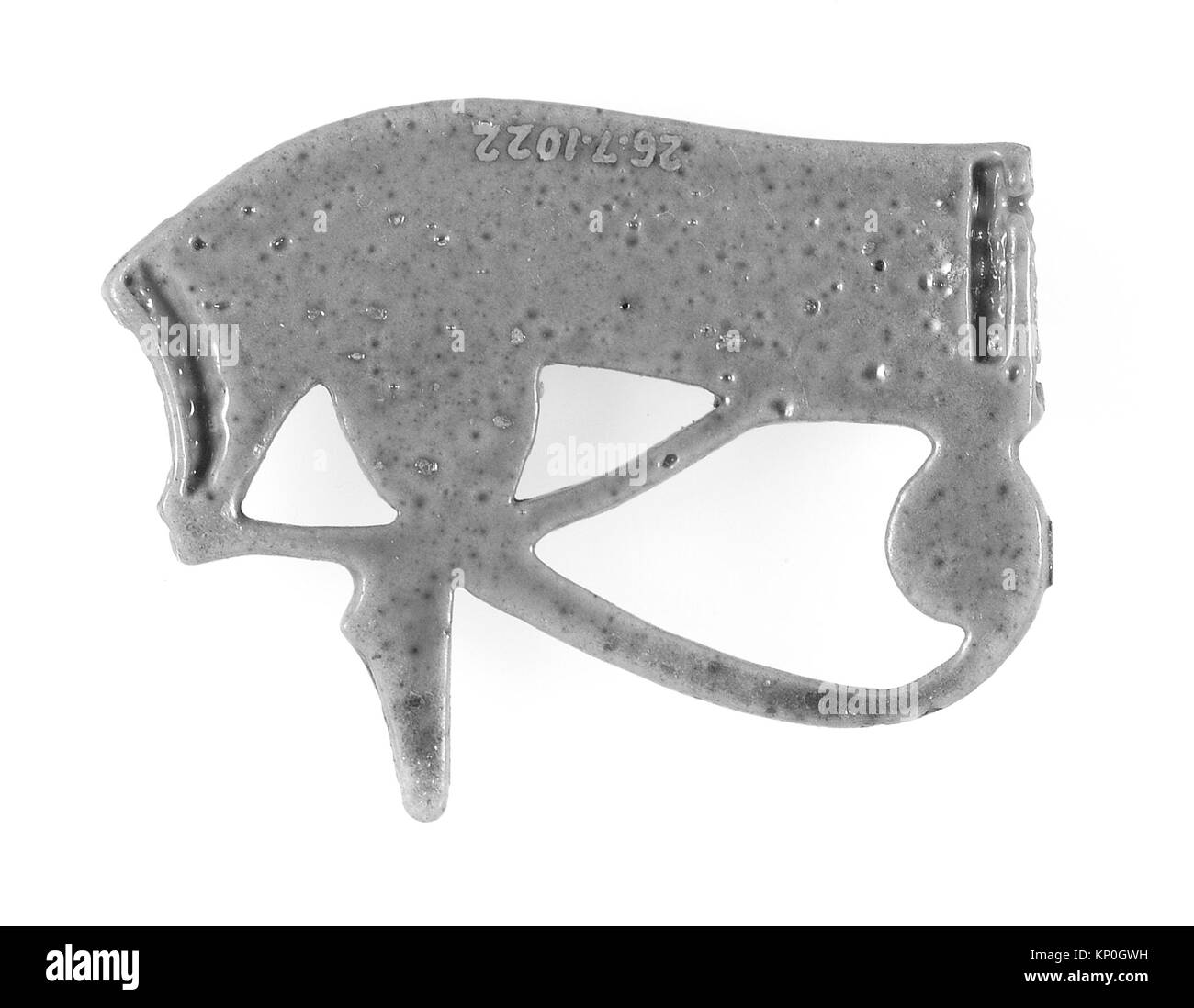 This image shows the reverse of amulet MET 26.7.1022, highlighting ...