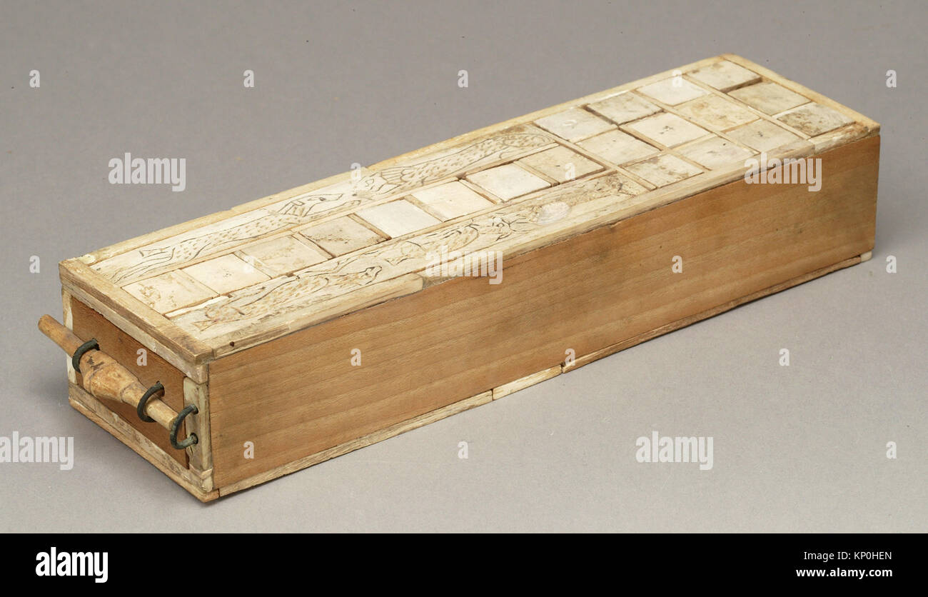 Game box for playing senet hi-res stock photography and images - Alamy