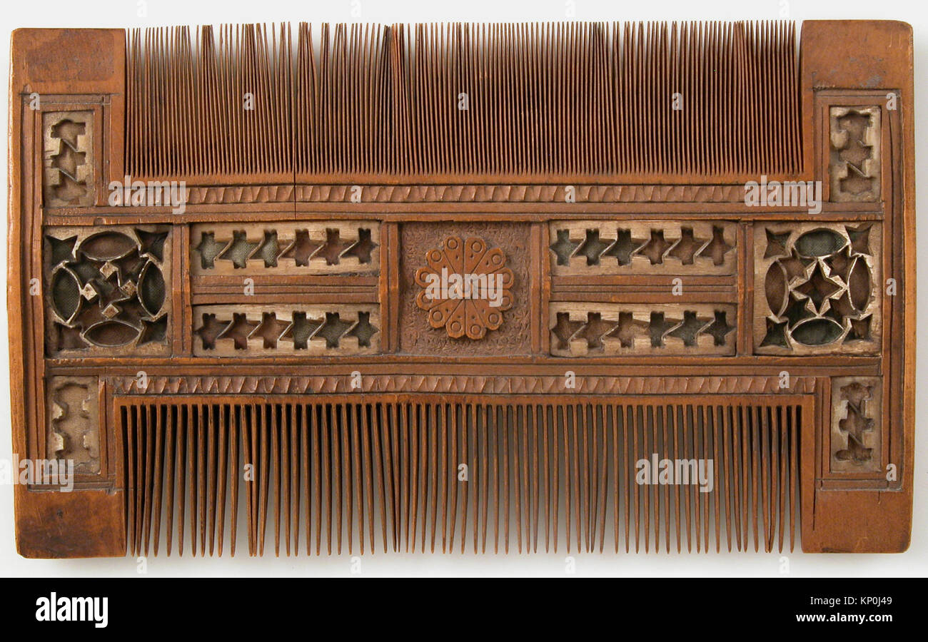 Comb MET sf1982-357s2 466093 French (?), Comb, 15th?16th century ...