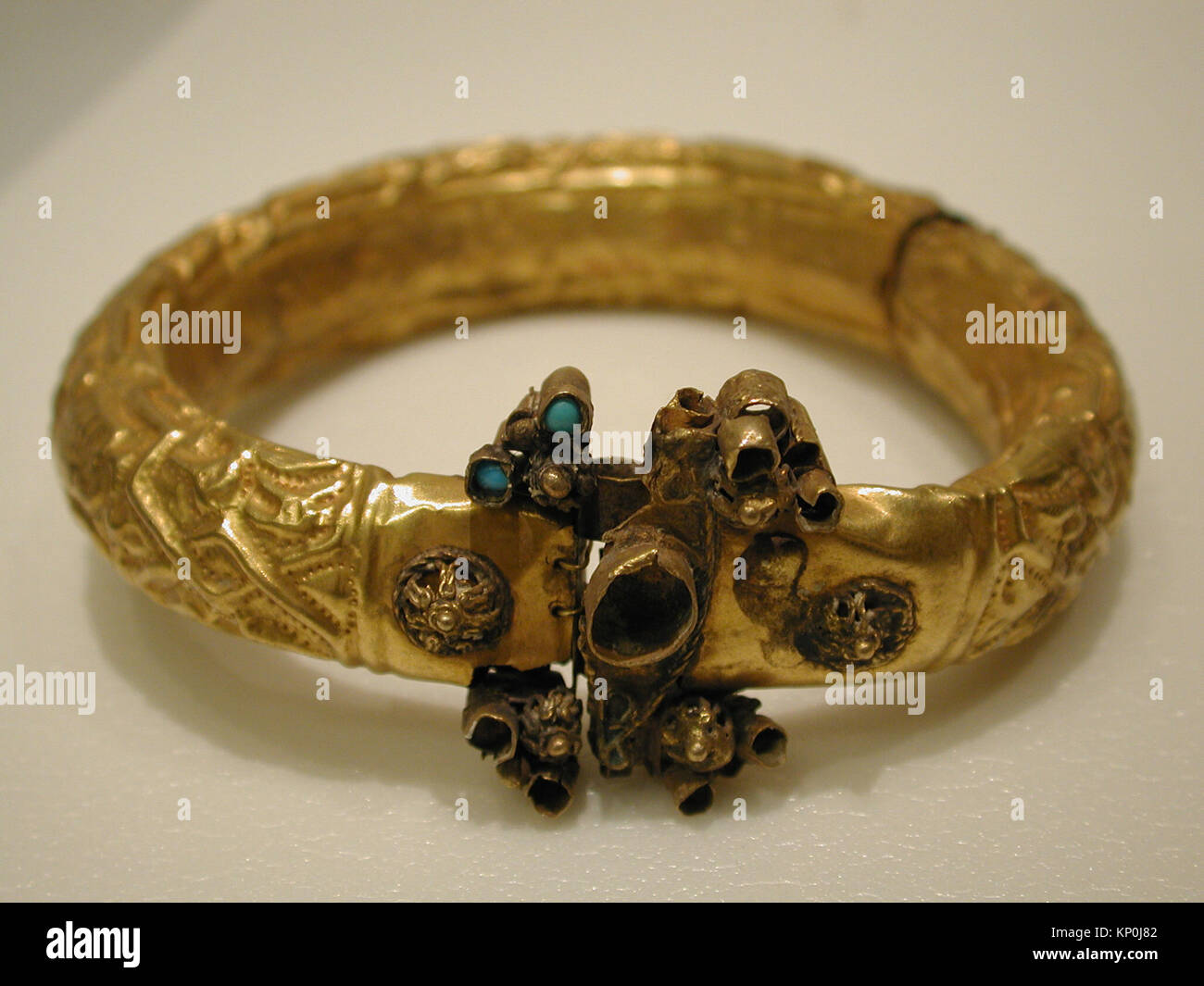 Bracelet MET wb-58.37 451469 Stock Photo - Alamy