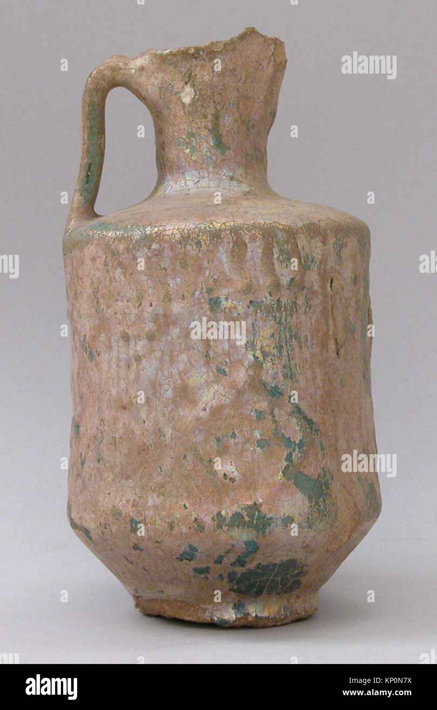 Ewer MET sf91-1-132a 444479 Stock Photo - Alamy