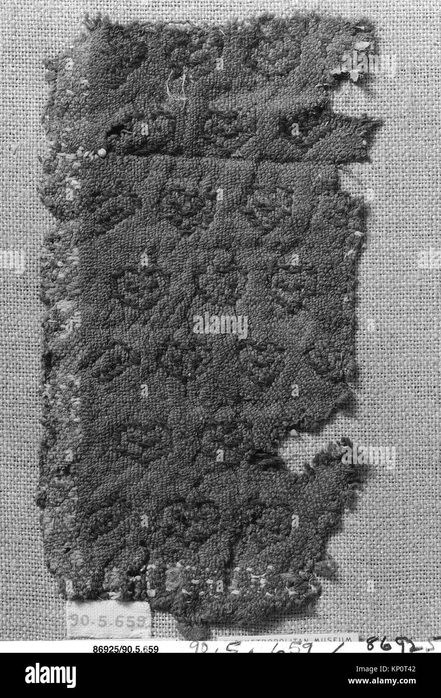 Fragment MET 86925 444138 Stock Photo - Alamy