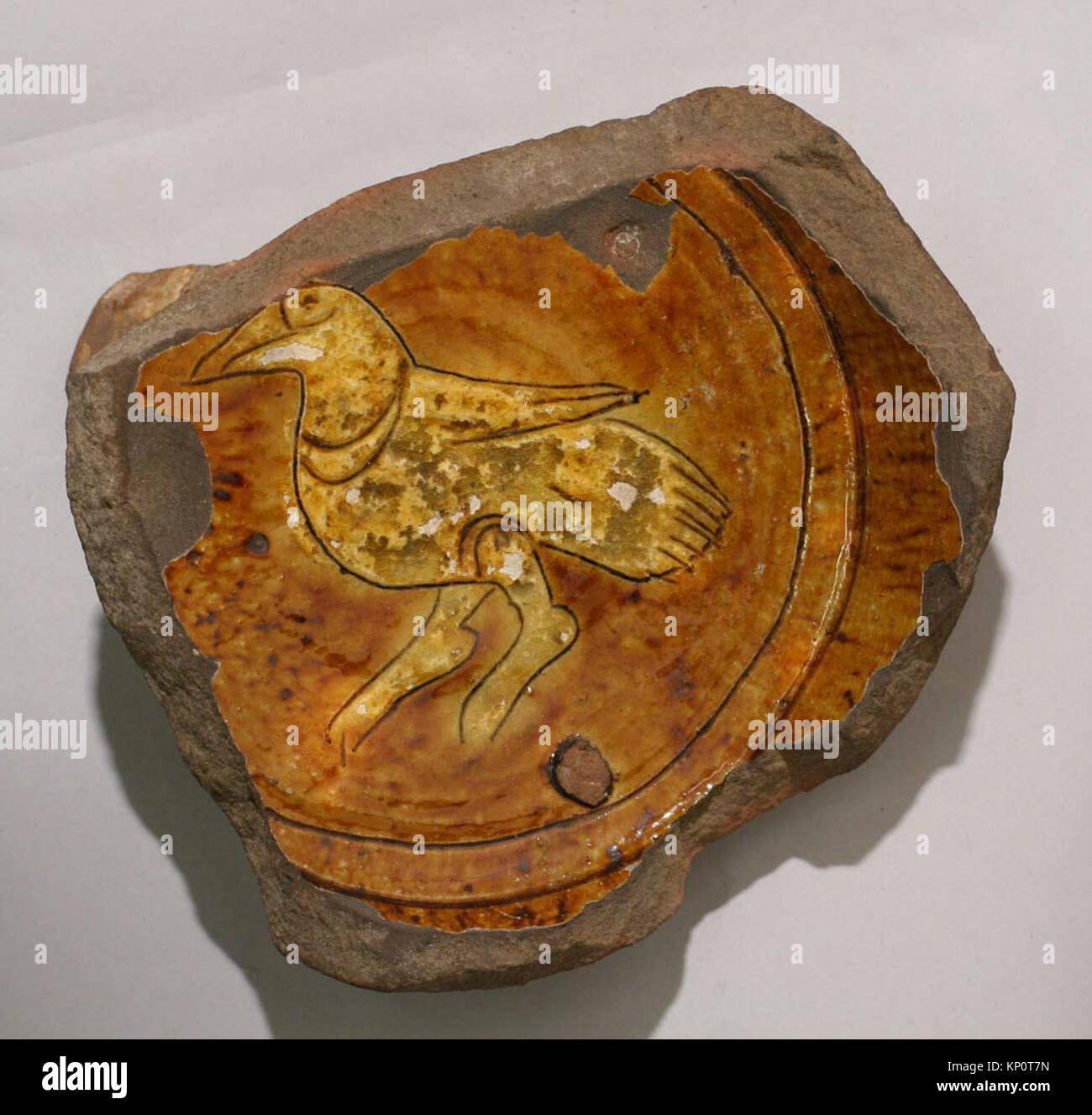 Dish Fragment MET sf07-237-3a 445144 Stock Photo - Alamy