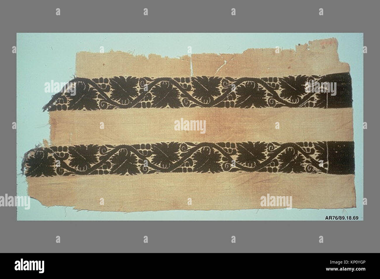 Fragment MET AR76 443274 Stock Photo - Alamy