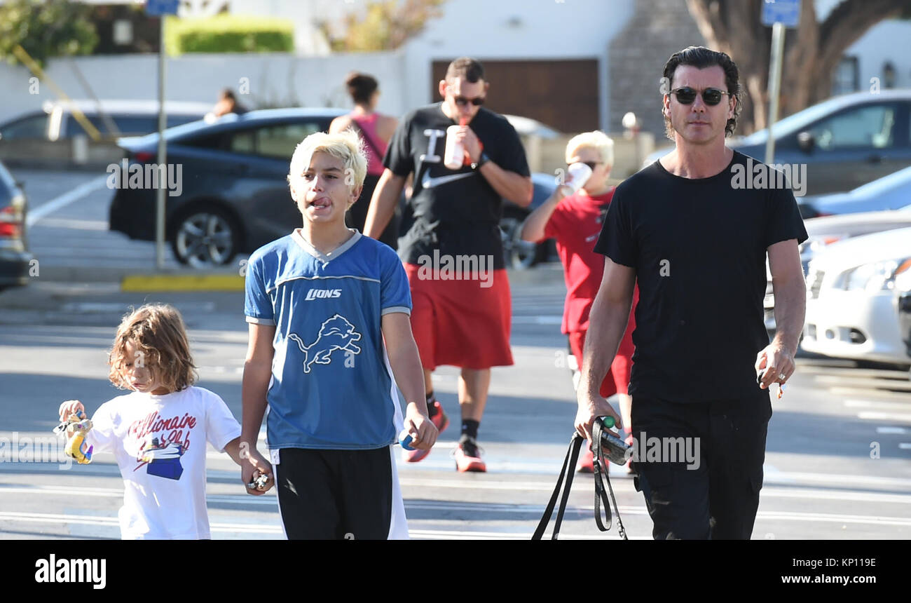 Gavin Rossdale out and about with his three sons Featuring: Gavin ... Gavin Rossdale out and about with his three sons Featuring: Gavin ...