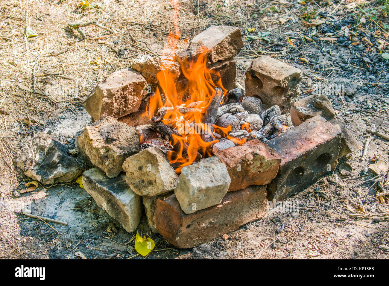 Fire on stones night hi-res stock photography and images - Alamy