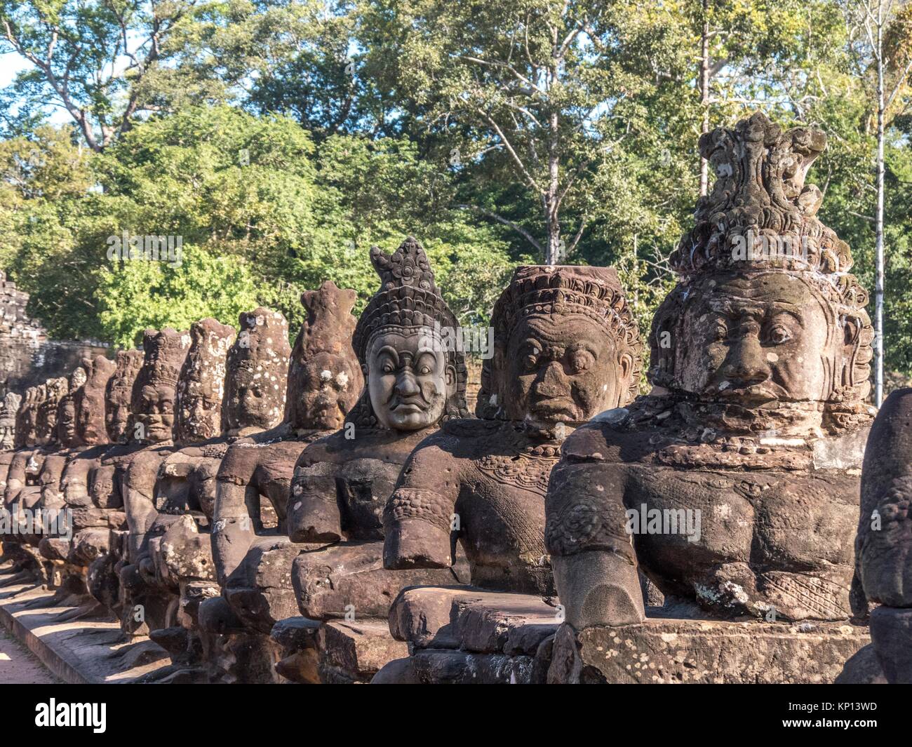 Very low stone bridge hi-res stock photography and images - Alamy