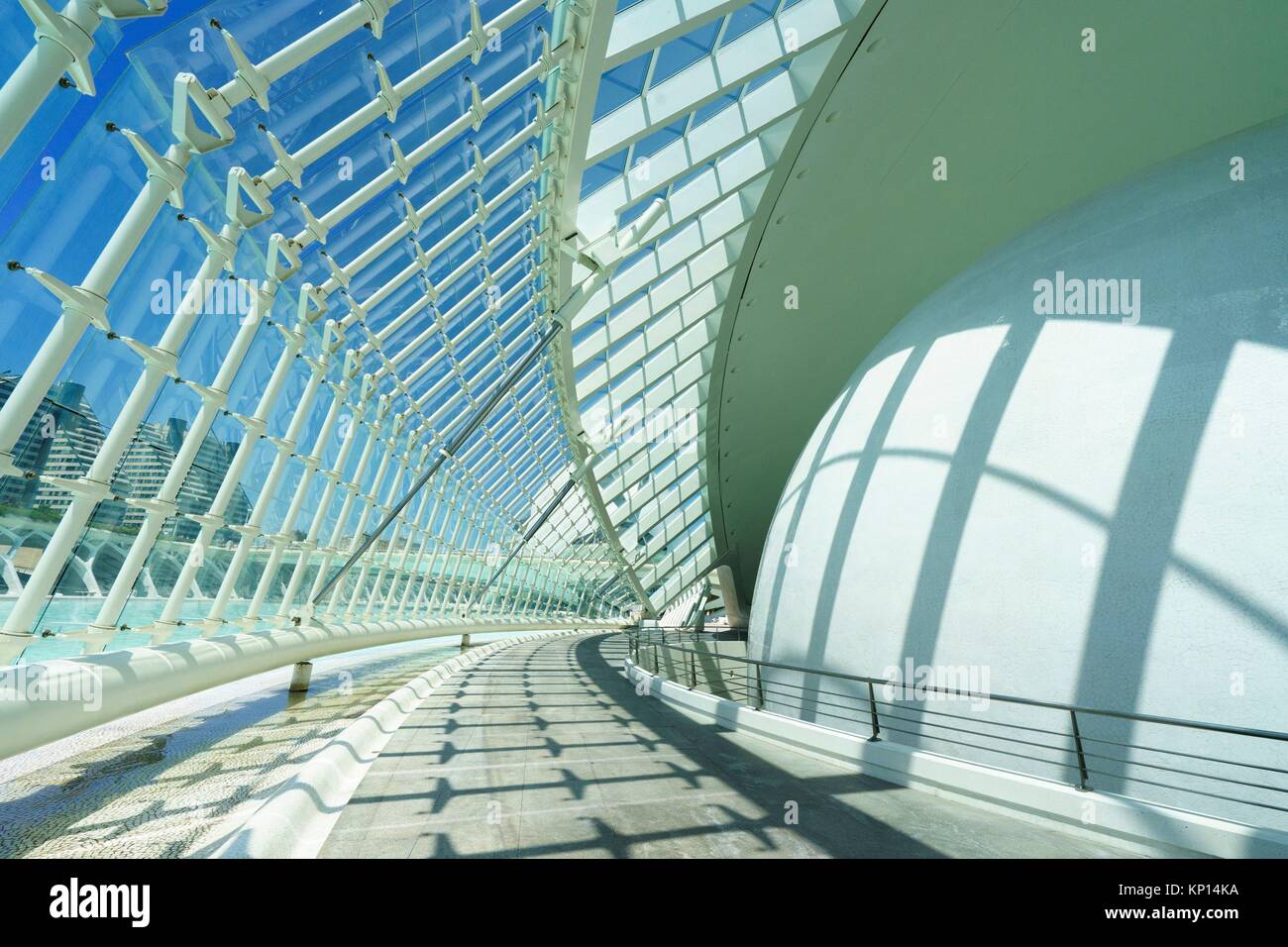 Hemisfèric valencia interior hi-res stock photography and images - Alamy