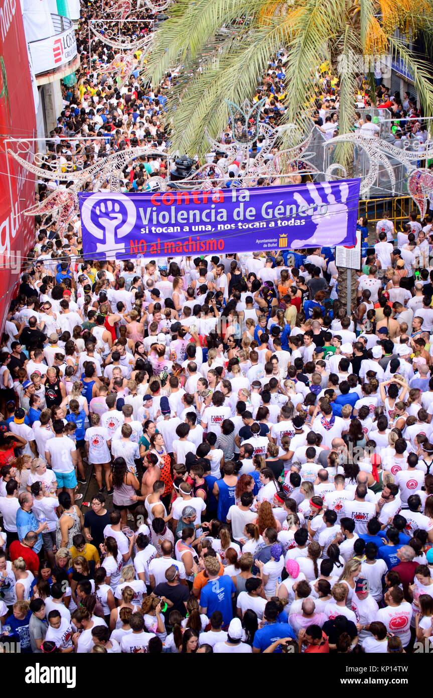 Young people enjoying the Tomatina, the world´s largest tomato fight ...